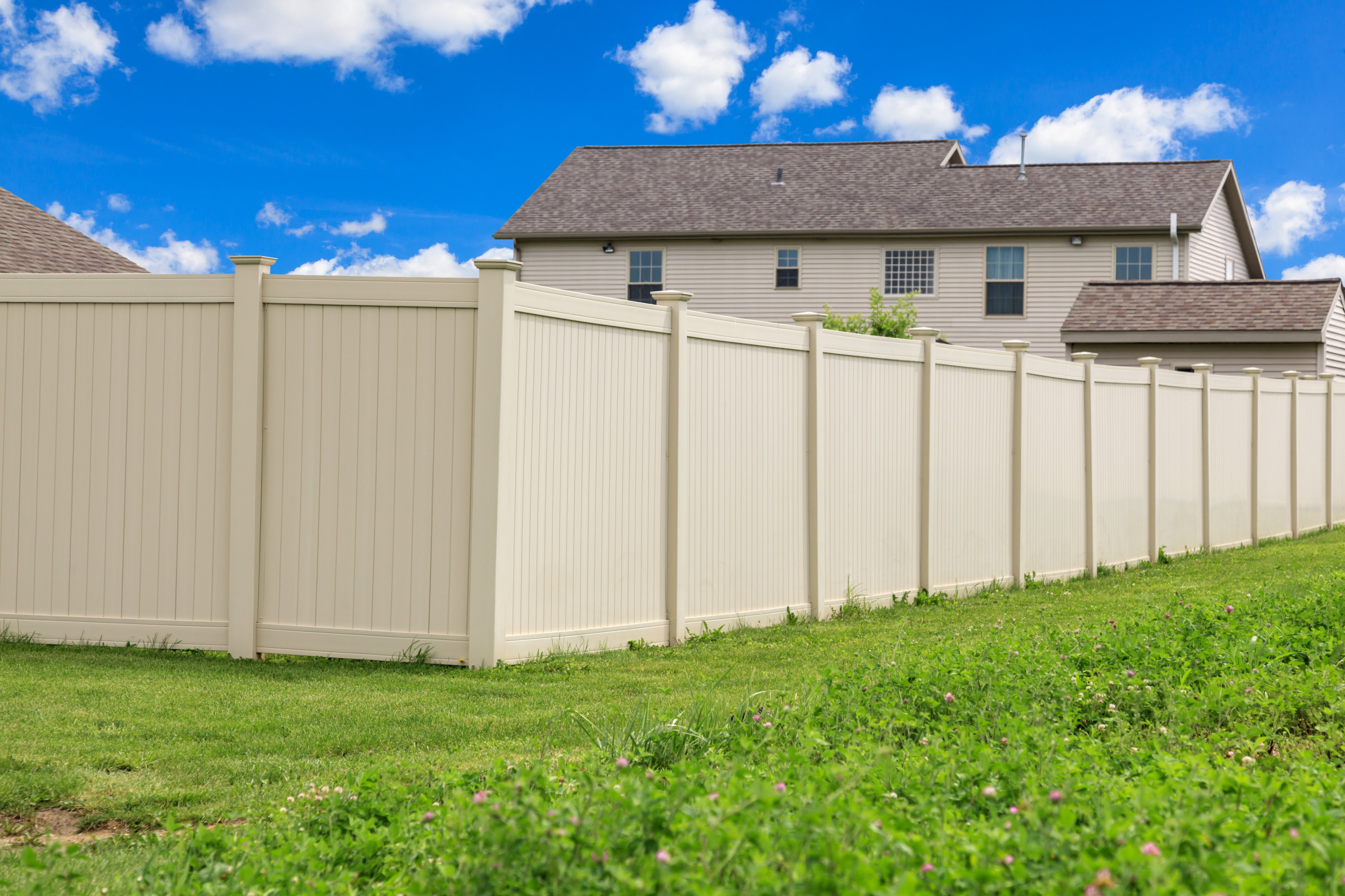 Fencing & Railing | LS Building Products