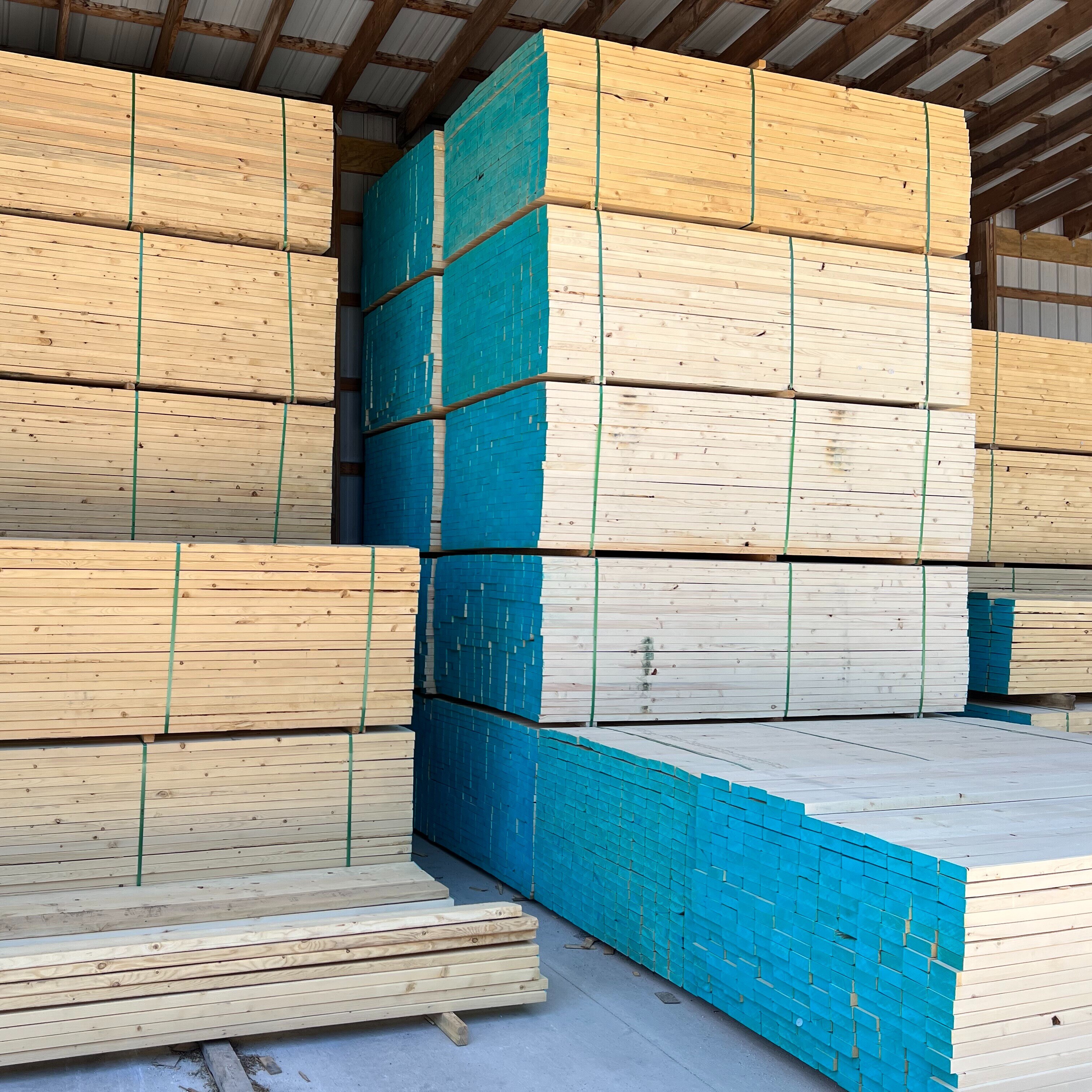 #2 Premium SPF Studs (2" x 4" x 16') | LS Building Products